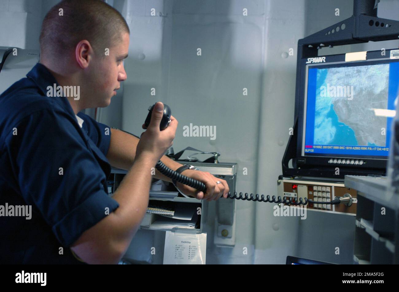 061116-N-7782O-241. Base: USS Ronald Reagan (CVN 76 Stock Photo - Alamy