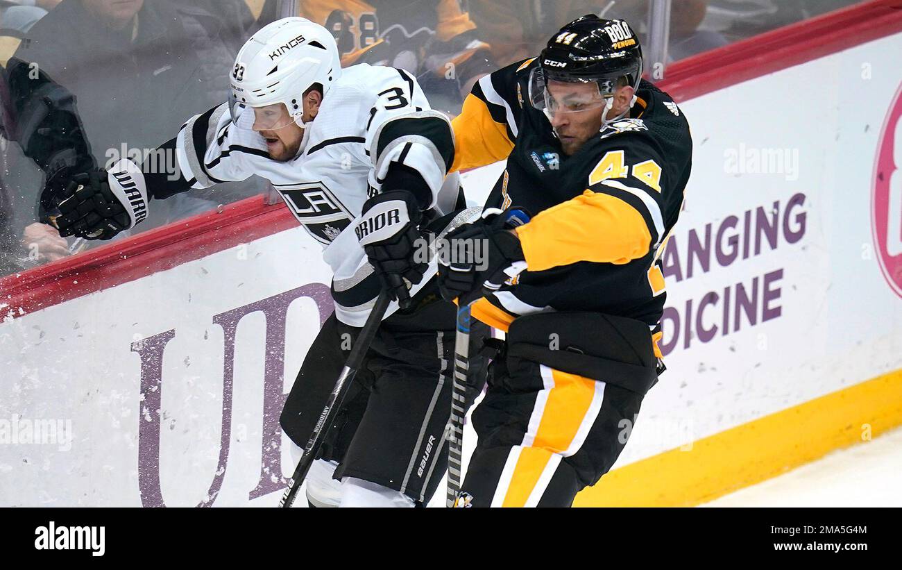 Pittsburgh Penguins' Jan Rutta (44) and Los Angeles Kings' Viktor ...