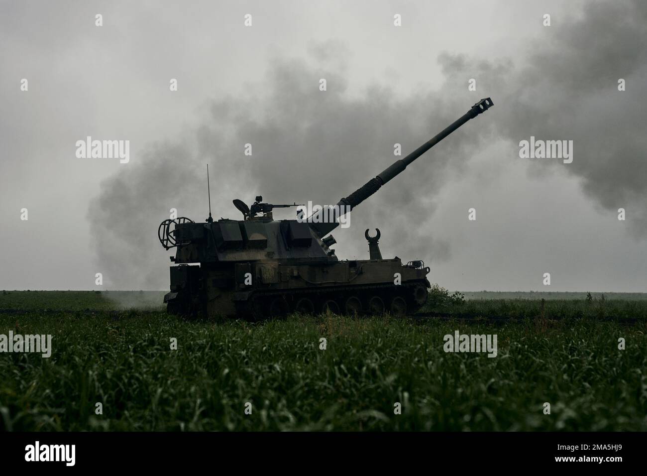 A Polish howitzer AHS Krab fires to Russian positions in Donetsk region ...