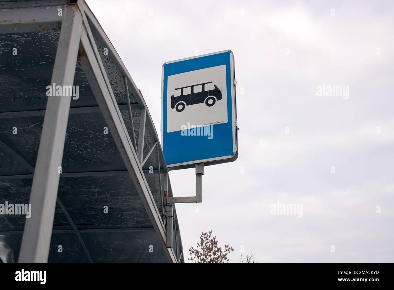 Bus stop sign pole post hi-res stock photography and images - Alamy
