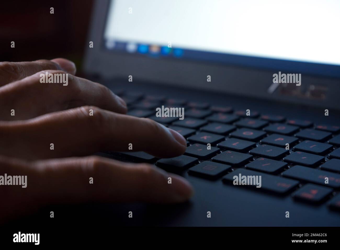 Typing tutor hi-res stock photography and images - Alamy