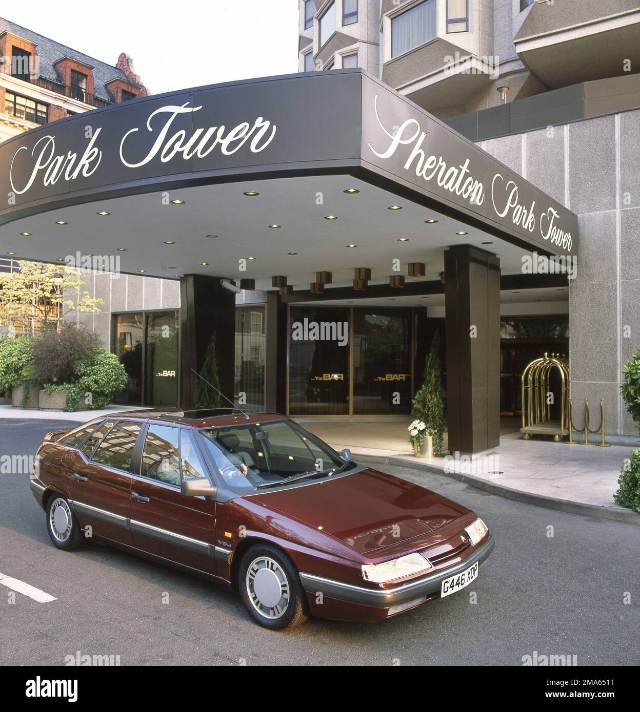 1990 Citroen XM V6 SEi at the Sheraton Park Tower Hotel London UK Stock ...