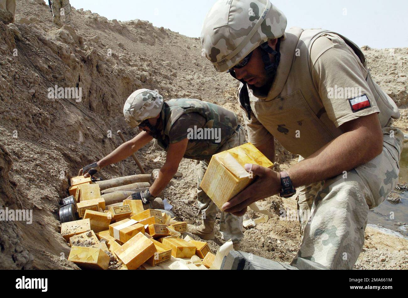 050607-A-1566H-011. Subject Operation/Series: IRAQI FREEDOM Base: Camp ...
