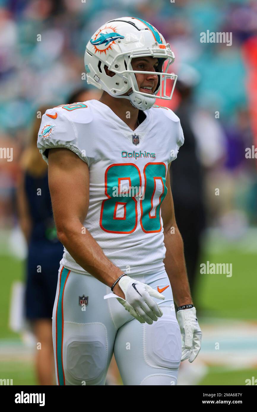 Miami Dolphins tight end Tanner Conner (80) warms up during a NFL ...