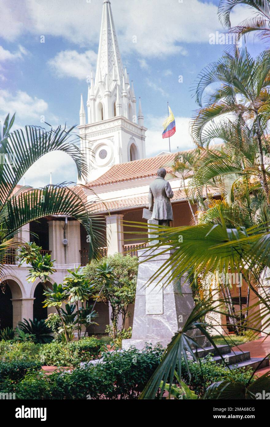 Palacio de las Academias y Biblioteca Nacional, Convent de San ...