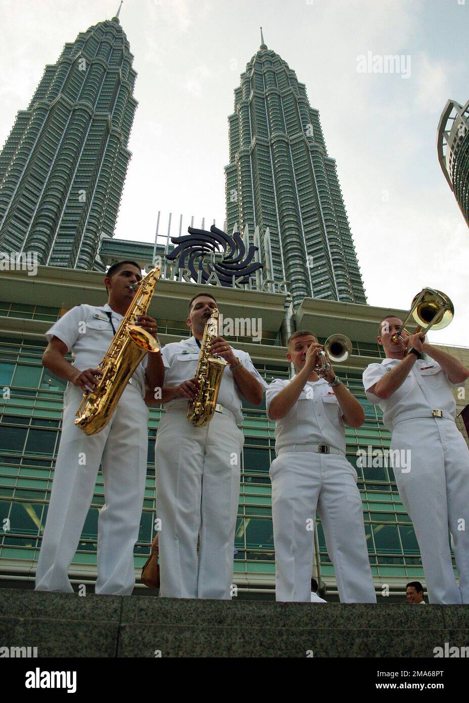 U s navy released malaysia hi-res stock photography and images - Alamy