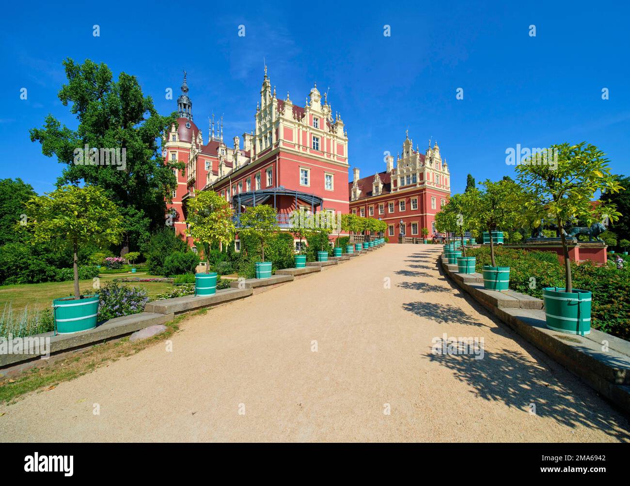 New Palace, Muskau Park, Prince Pueckler Park, UNESCO World Heritage ...