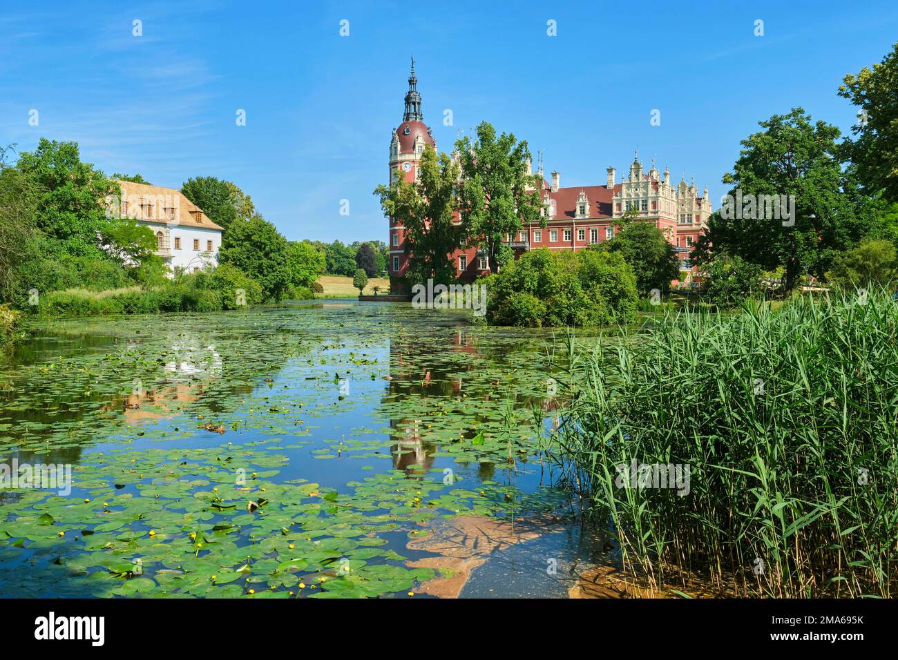 New Palace, Muskau Park, Prince Pueckler Park, UNESCO World Heritage ...