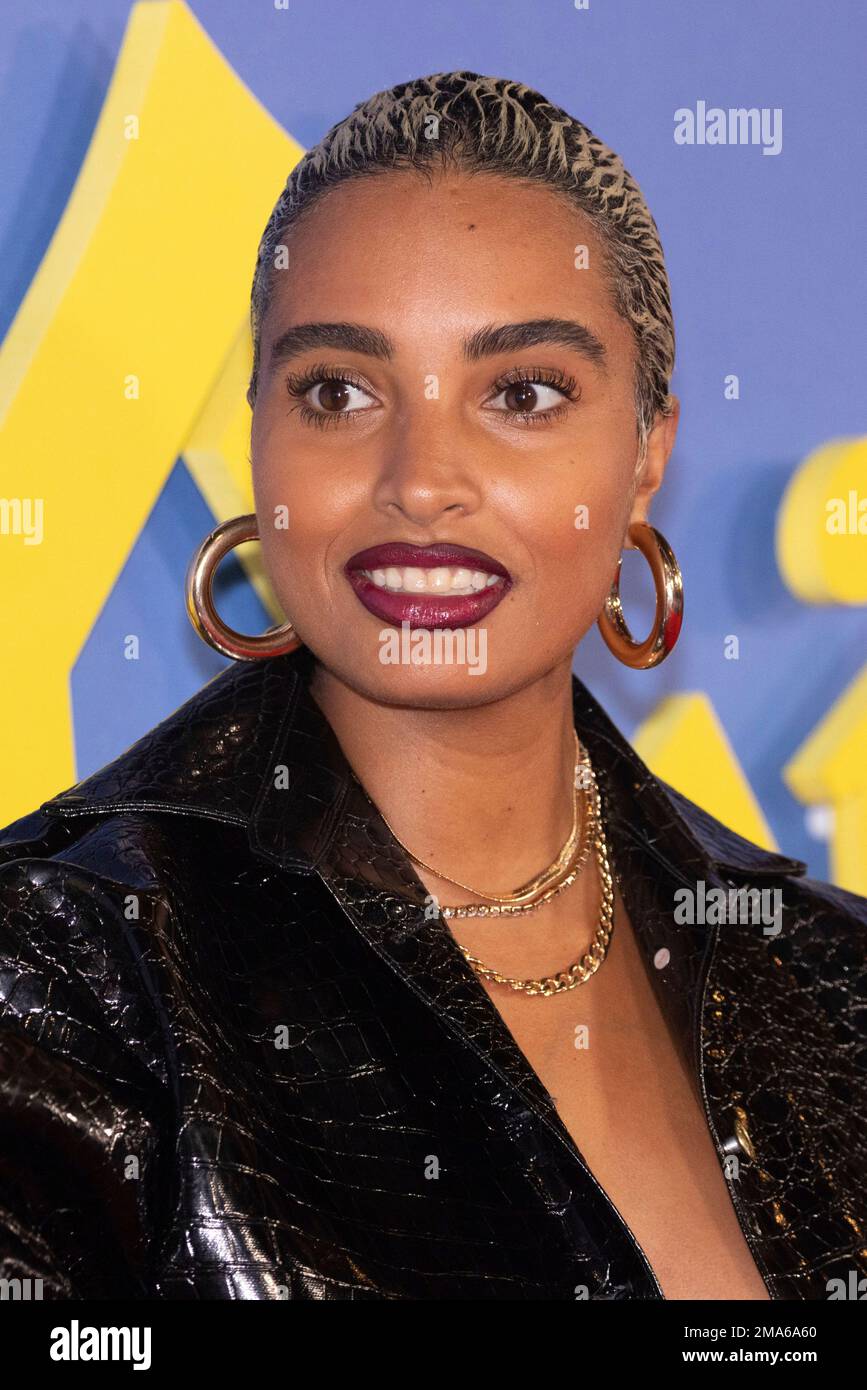 Stephanie Silva poses for photographers upon arrival for the premiere ...