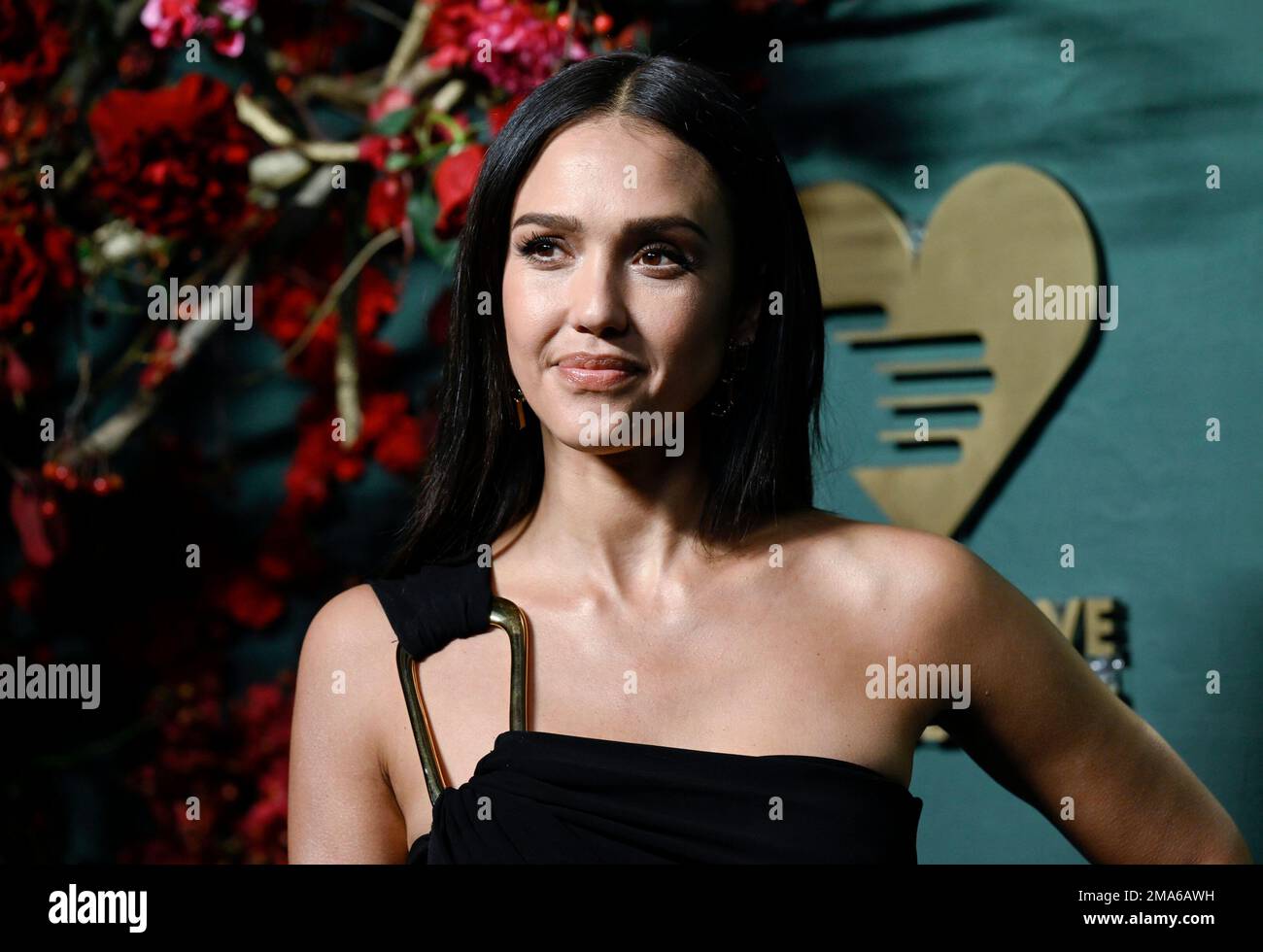 Jessica Alba attends the God's Love We Deliver 16th annual Golden Heart ...