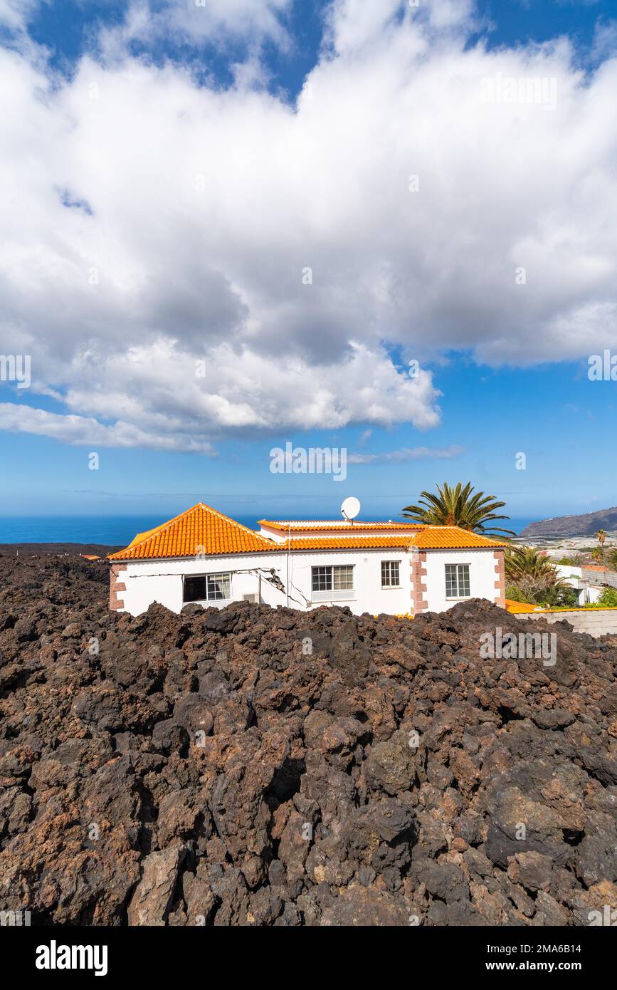 House in the lava flow, Tajogaite volcano from the 2021 eruption, El ...