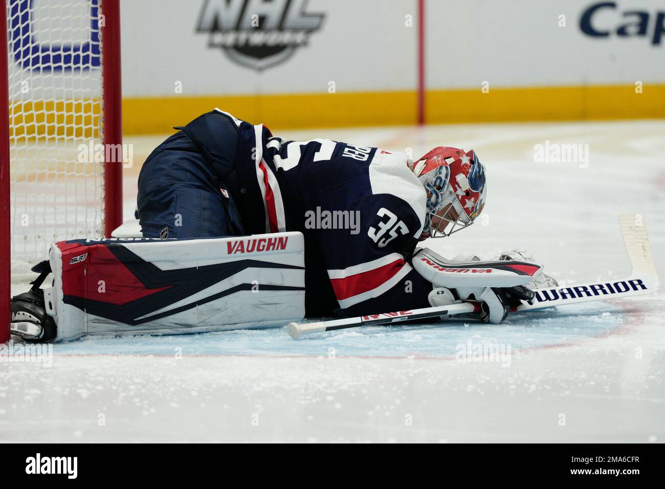 Washington Capitals goaltender Darcy Kuemper (35) stretches during the ...