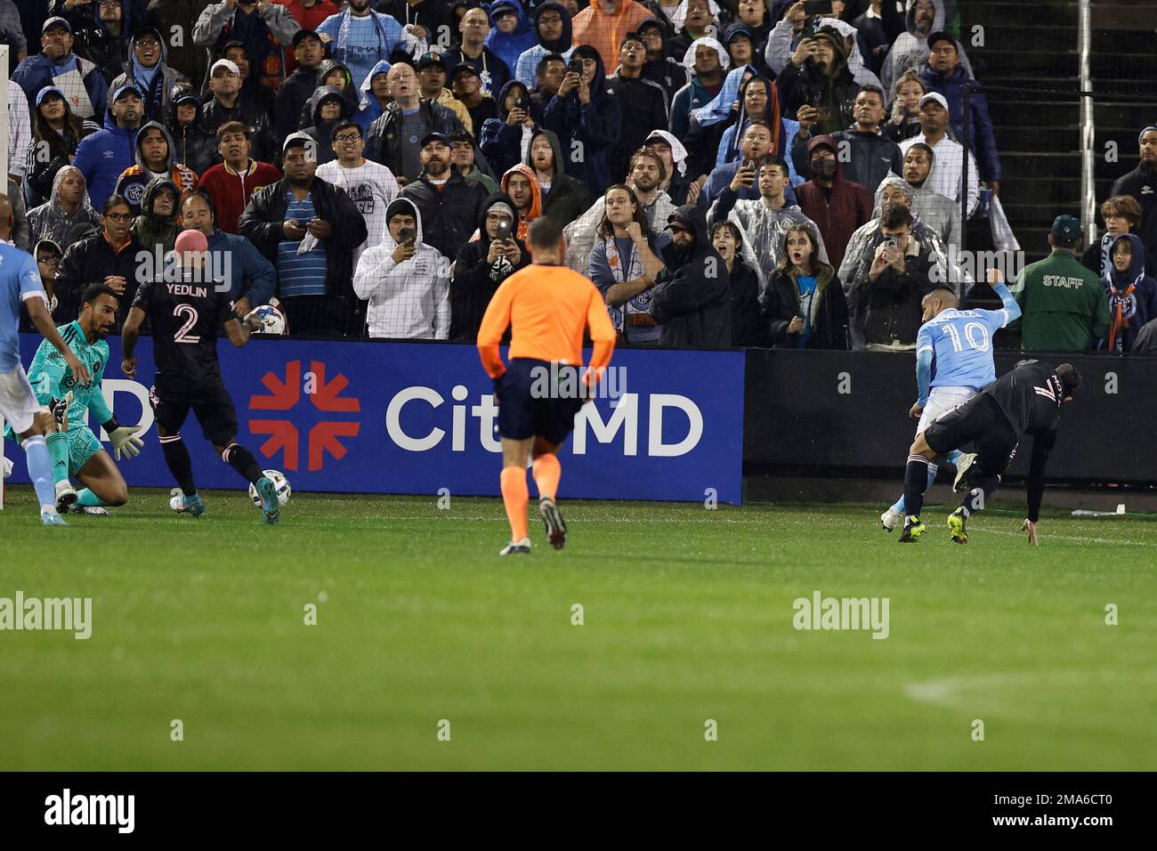 New York City FC midfielder Maximiliano Moralez (10) scores a goal past ...