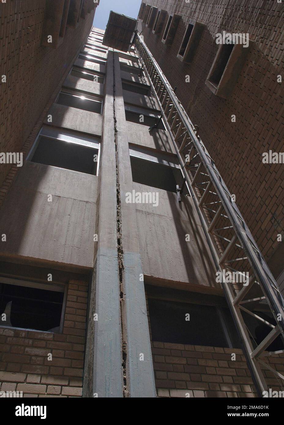 050710-A-6108G-837. Subject Operation/Series: IRAQI FREEDOM Base ...