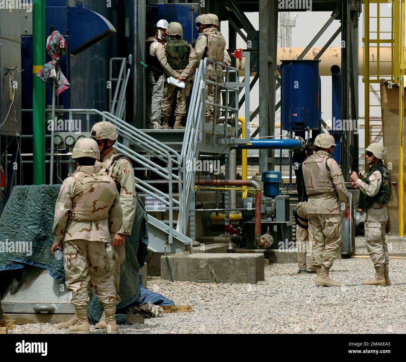 050714-D-1906W-076. Subject Operation/Series: IRAQI FREEDOM Base ...