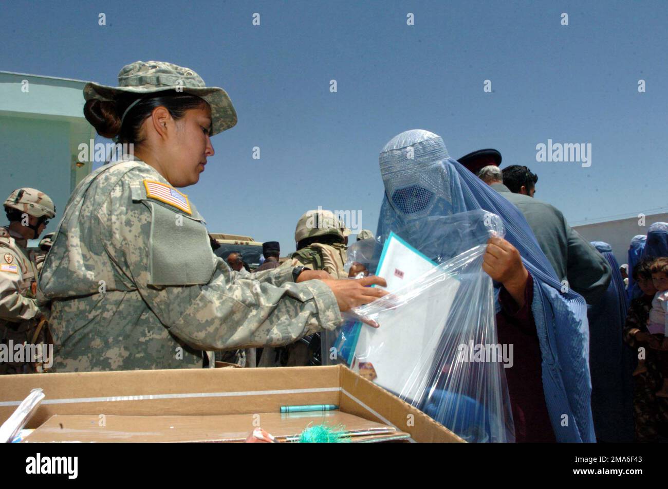 050718-A-9039F-039. Subject Operation/Series: GLORY LIGHT Base: Sadr Al ...