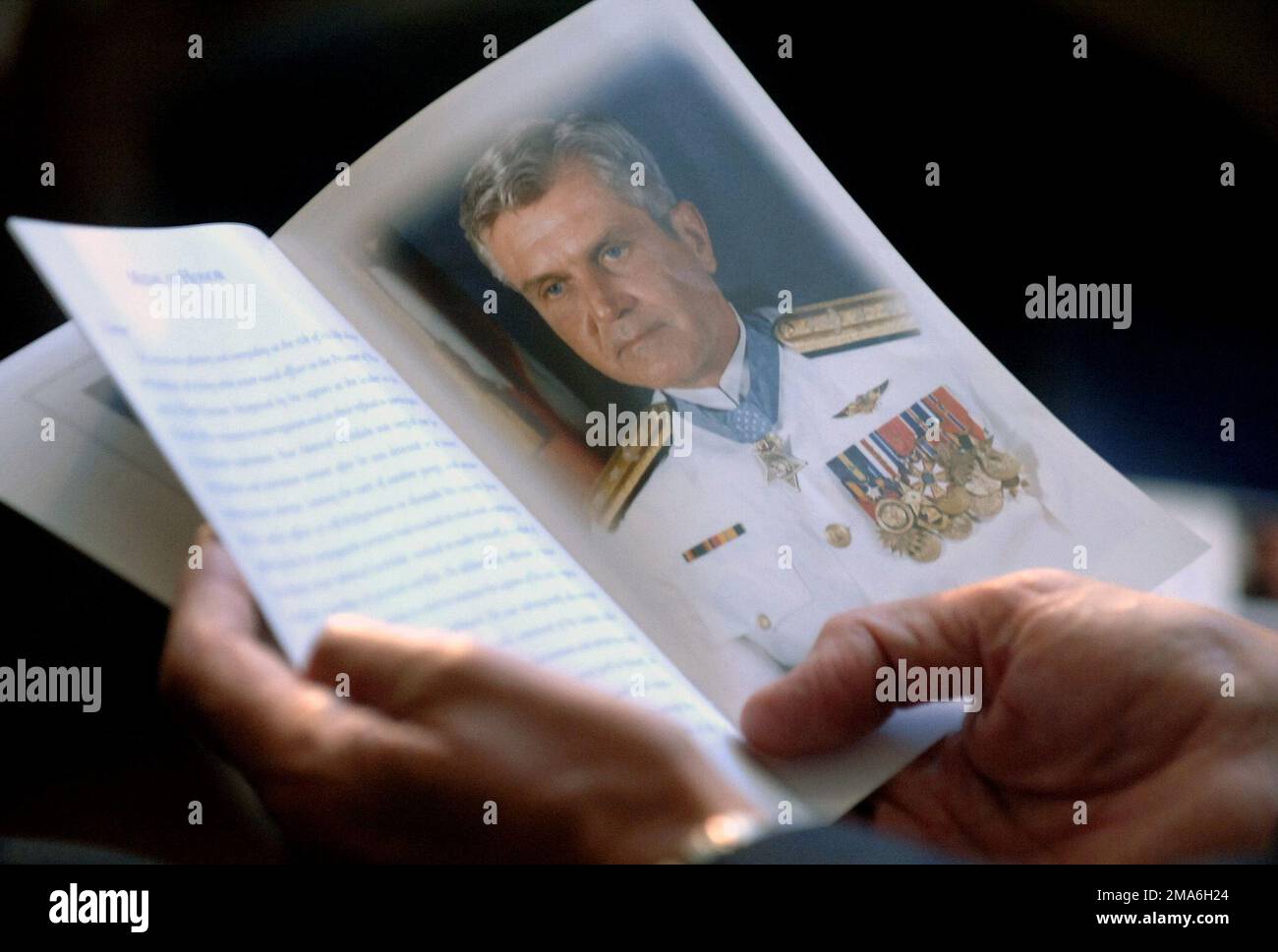 01 official us navy photo by hi-res stock photography and images - Alamy