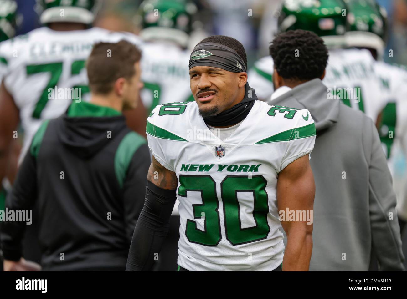 New York Jets cornerback Michael Carter II warms up before an NFL ...