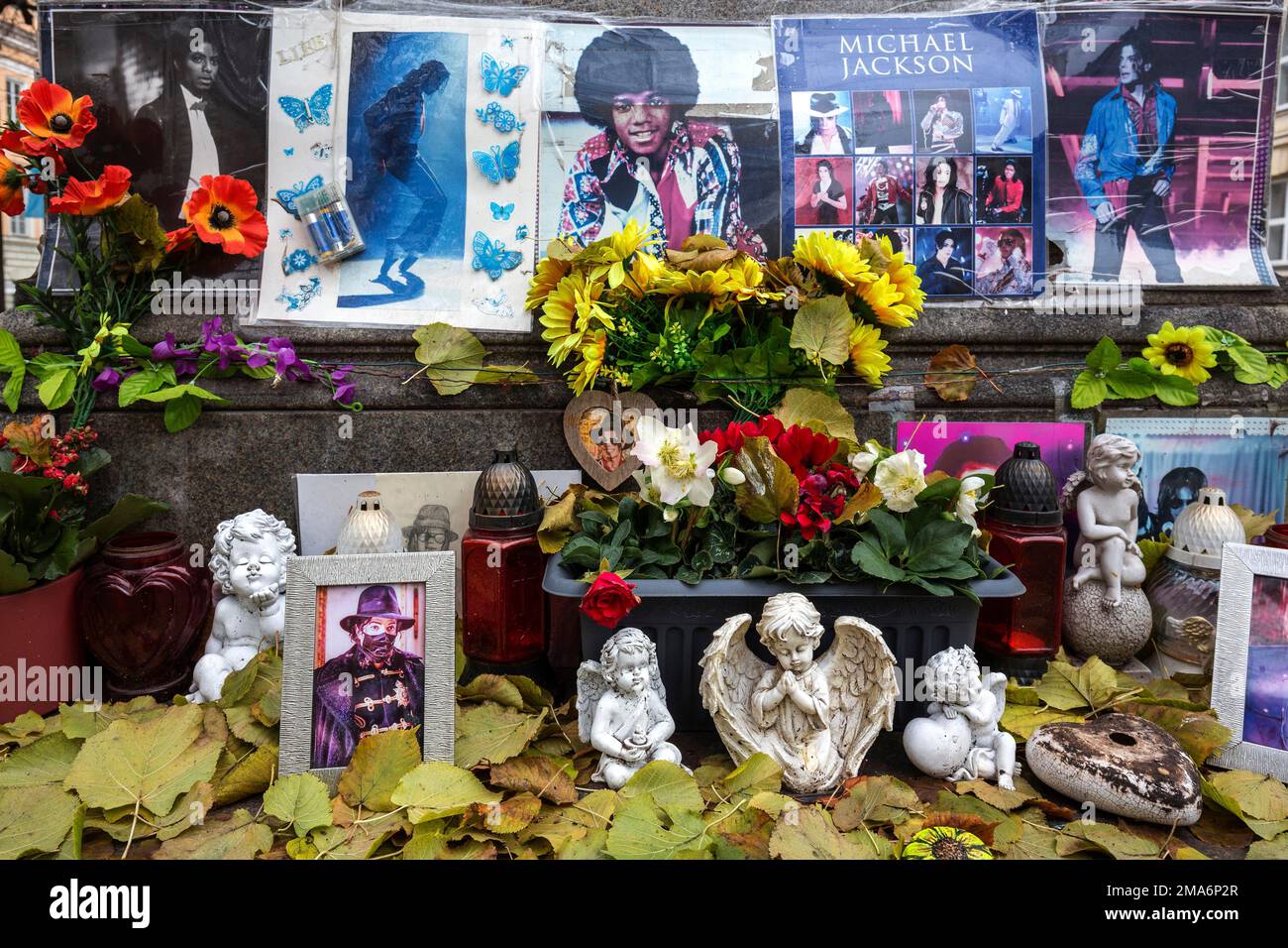 Memorial of Michael Jackson at the monument of Orlando di Lasso ...