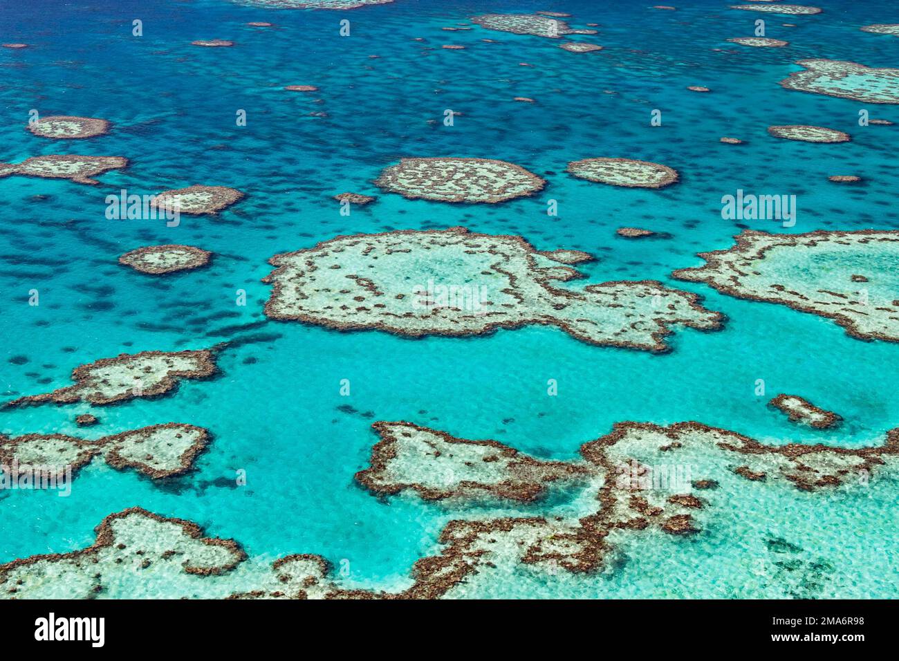 Aerial view, reefs and atolls of the Great Barrier Reef, Queensland ...