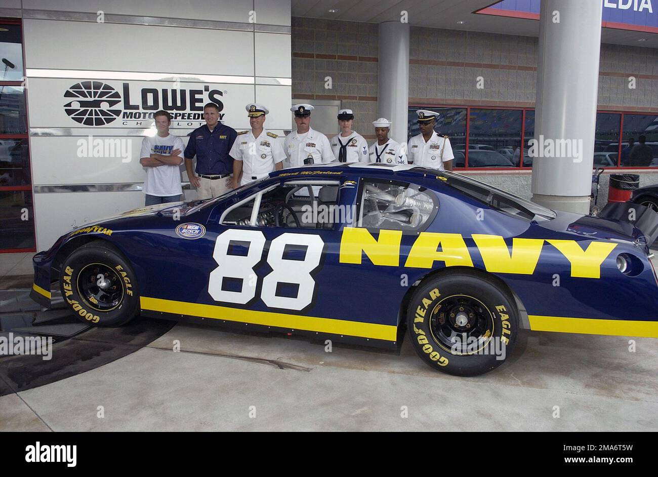 Lowes motor speedway hi-res stock photography and images - Alamy