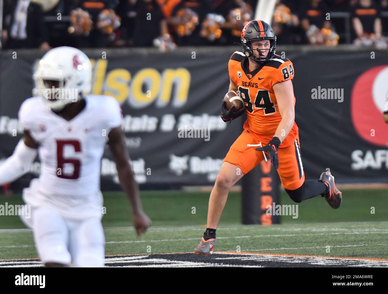 Oregon State's Jack Velling carries the ball after a catch during the ...