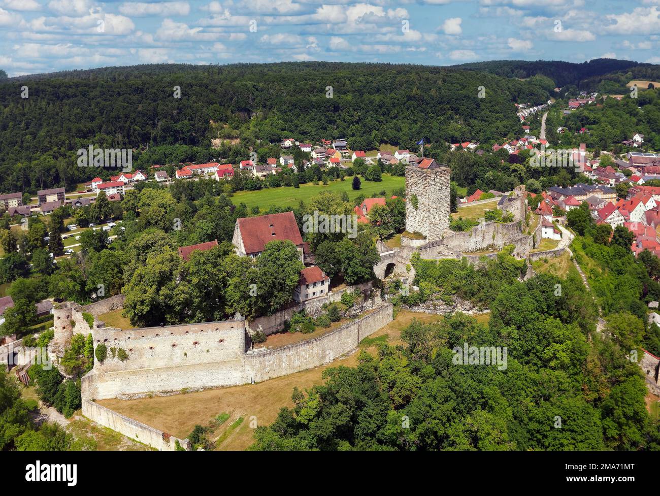 Aerial view, Pappenheim Castle, built around 1140, Spornburg, left ...