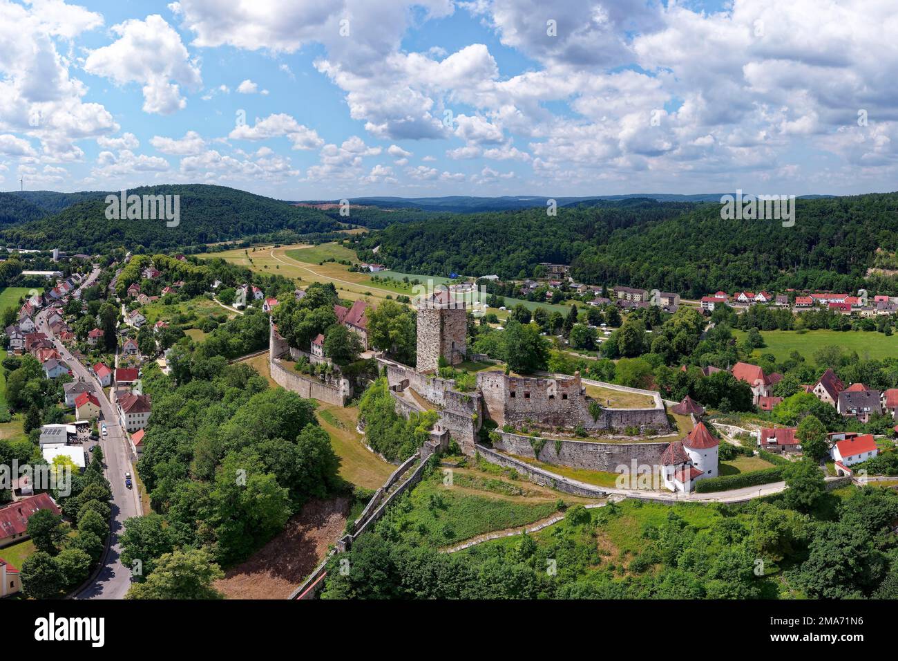 Aerial view, Pappenheim Castle, built around 1140, Spornburg, ancestral ...
