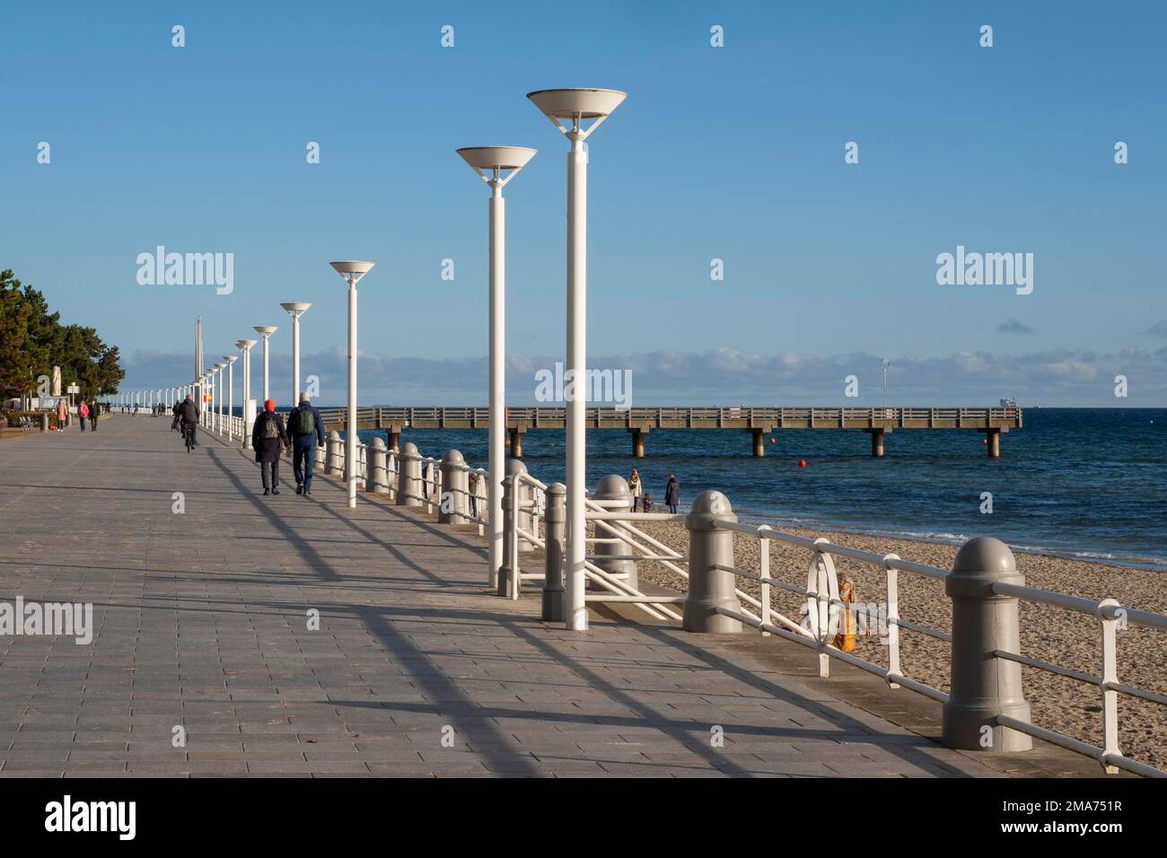 Beach promenade, Travemuende, Luebeck, Baltic Sea, Schleswig-Holstein ...