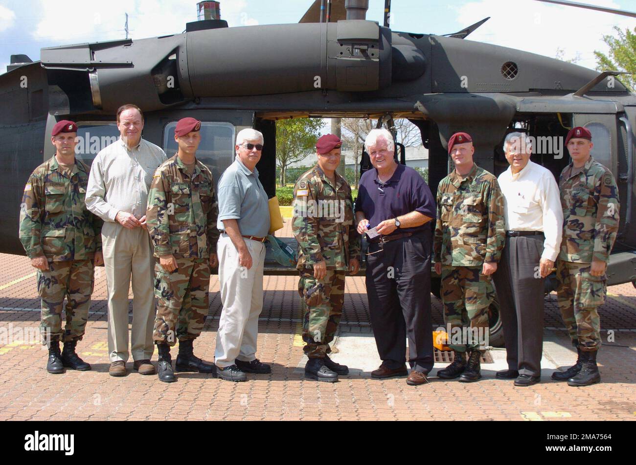 782nd main support battalion hi-res stock photography and images - Alamy