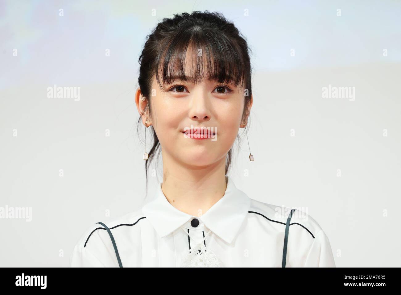 Minami Hamabe made a surprise appearance at the release event for ...