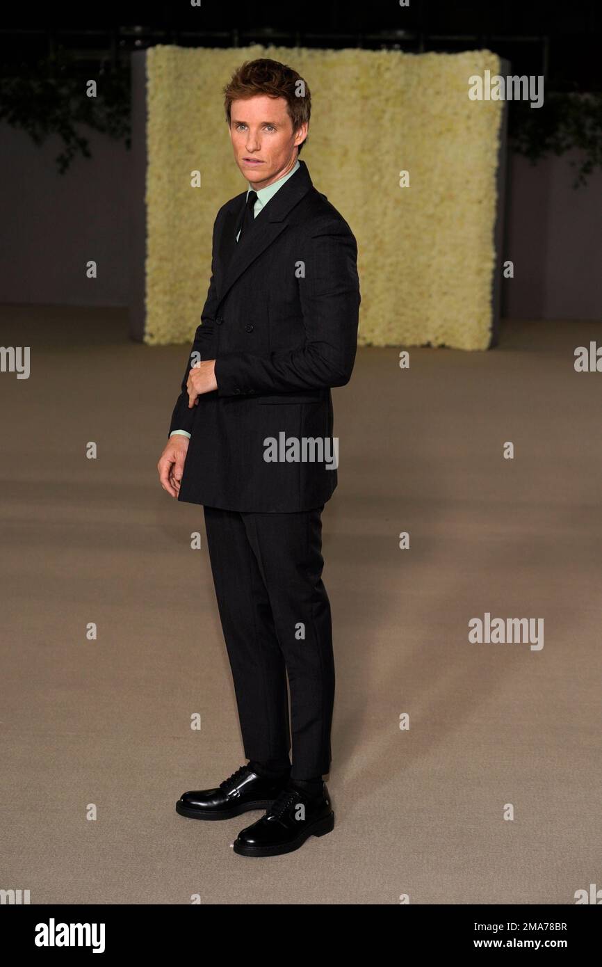 Eddie Redmayne arrives at the second annual Academy Museum gala at the ...