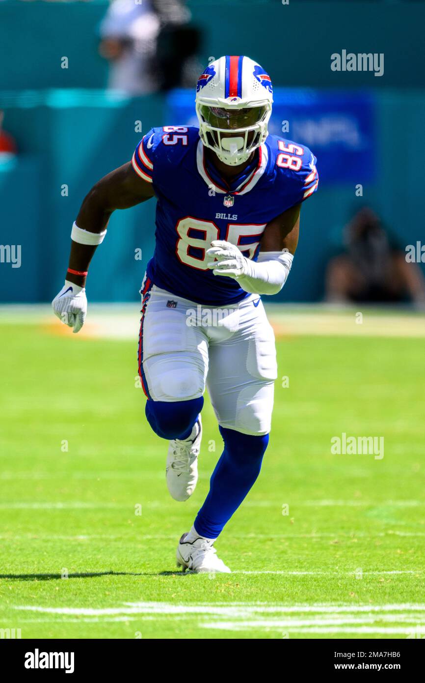 Buffalo Bills tight end Quintin Morris (85) runs a play during an NFL ...