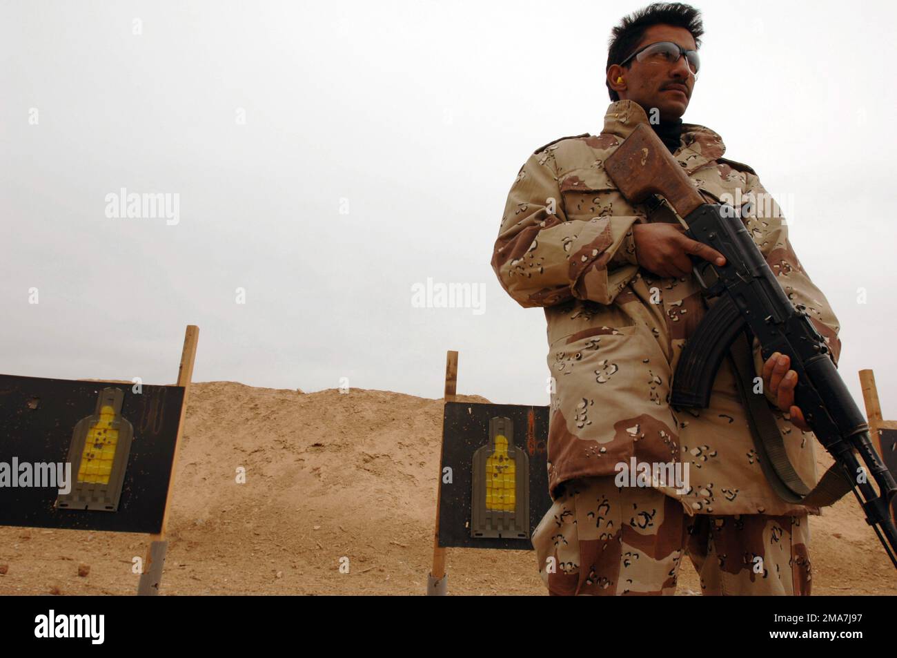 060102-A-7359K-054. Subject Operation/Series: IRAQI FREEDOM Base: Fob ...