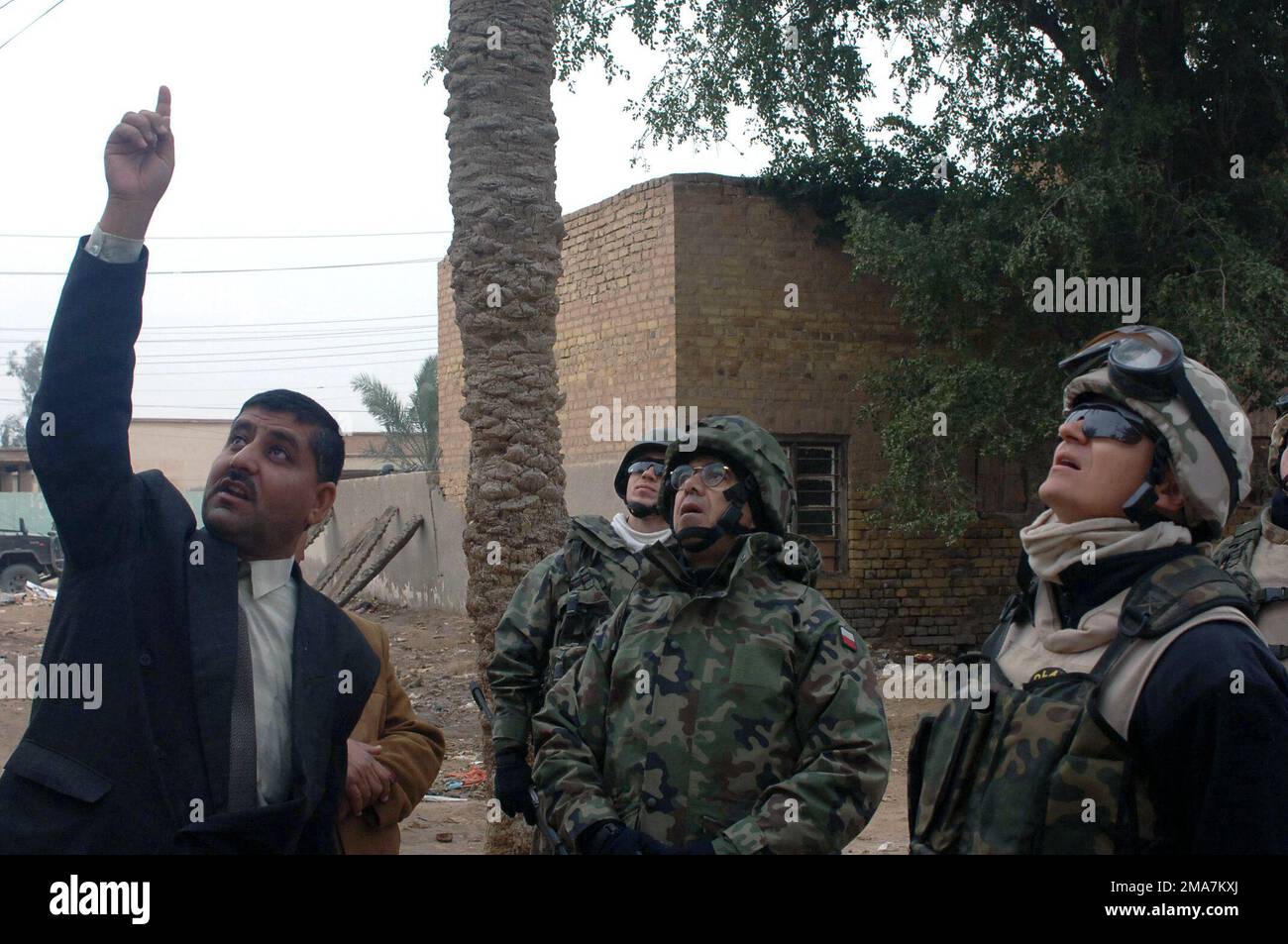 060110-A-3283V-014. Subject Operation/Series: IRAQI FREEDOM Base ...