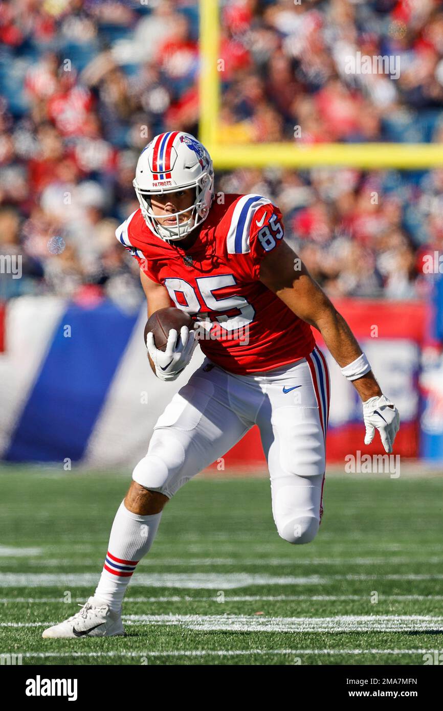 New England Patriots tight end Hunter Henry runs against the Detroit ...