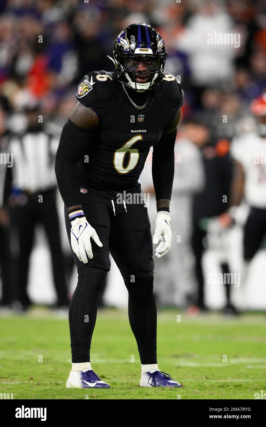 Baltimore Ravens linebacker Patrick Queen (6) in action during the ...
