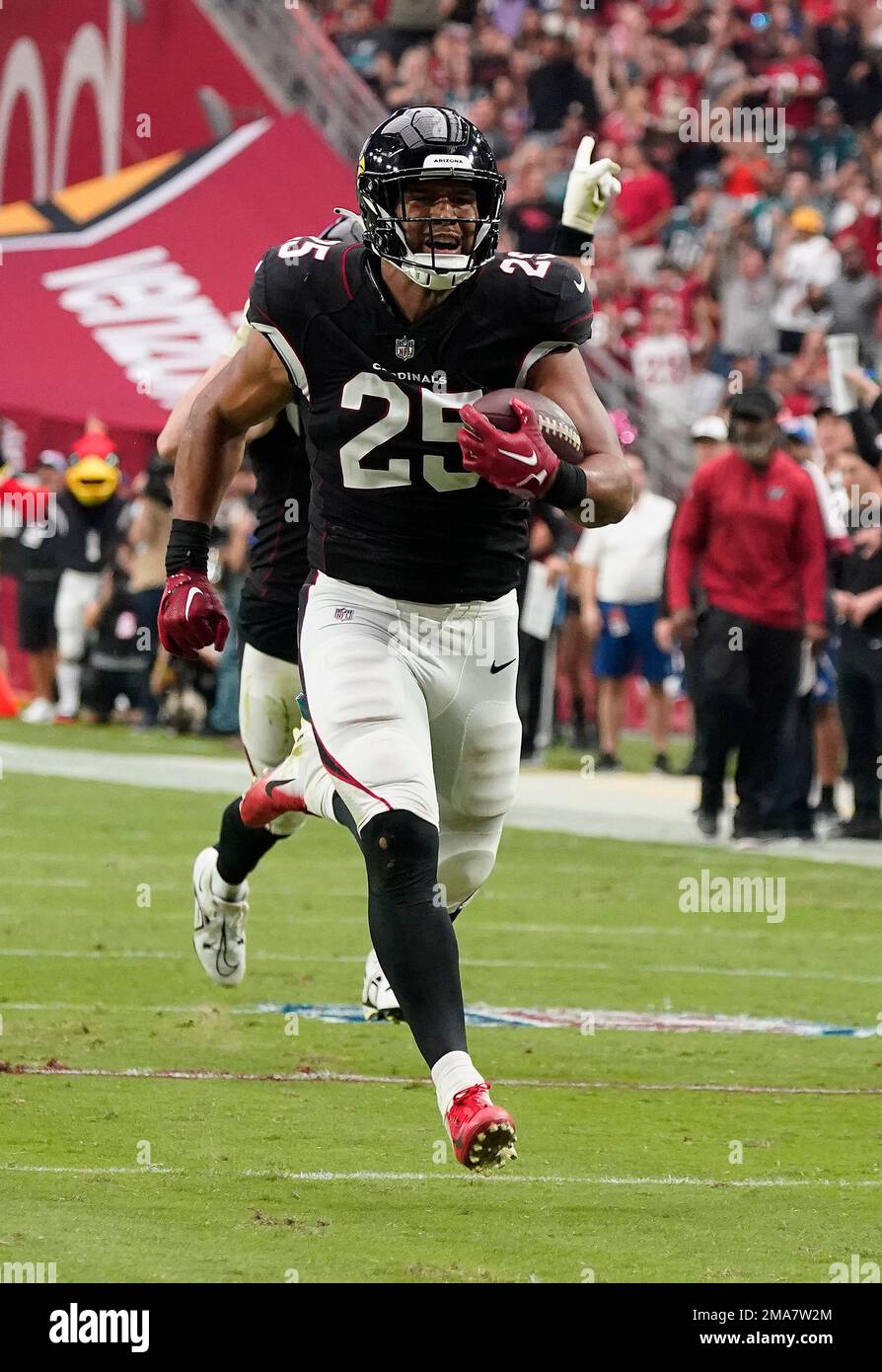 Arizona Cardinals' Zaven Collins (25) during the first half of an NFL ...