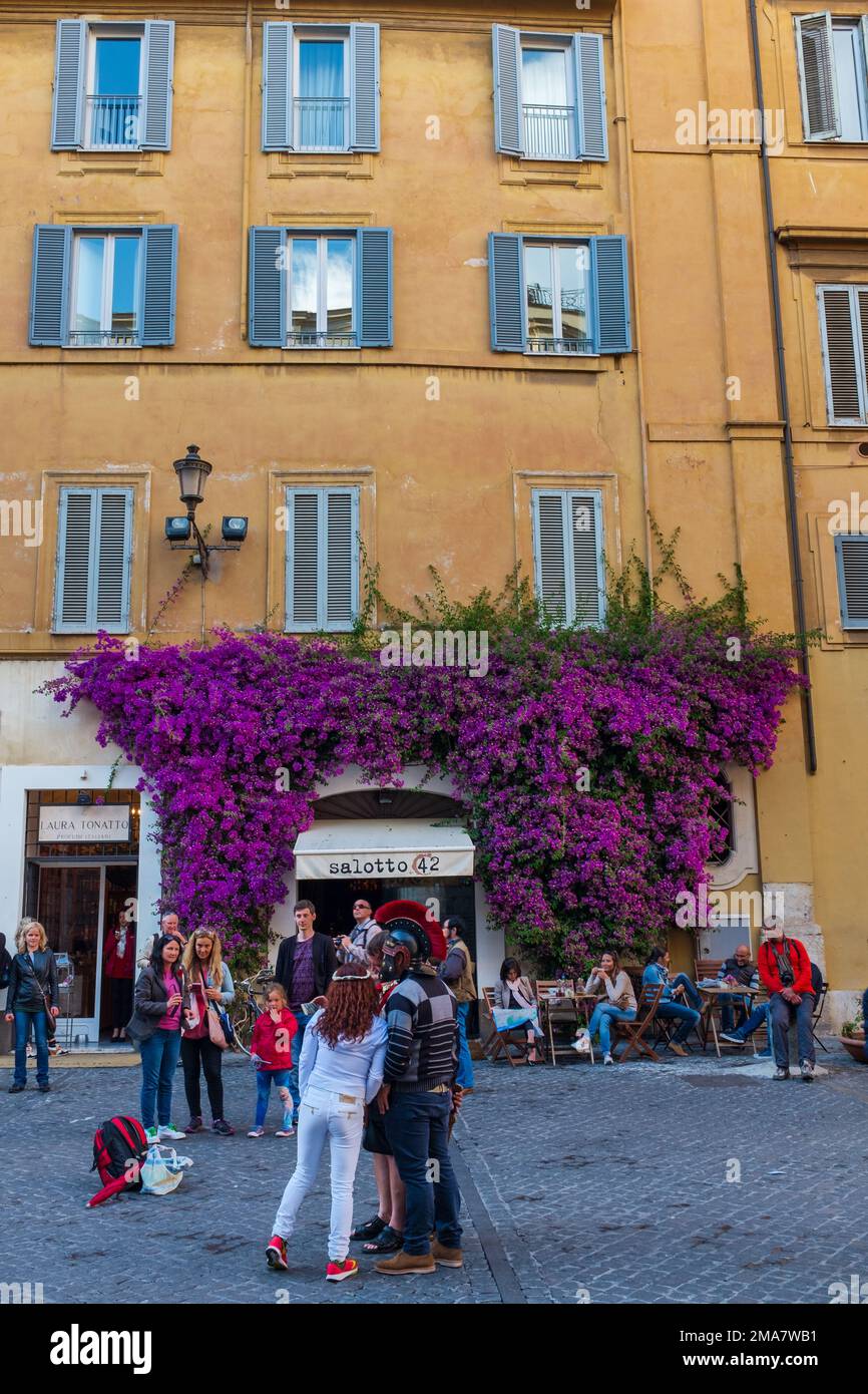 People in Rome the Italian capital Stock Photo - Alamy