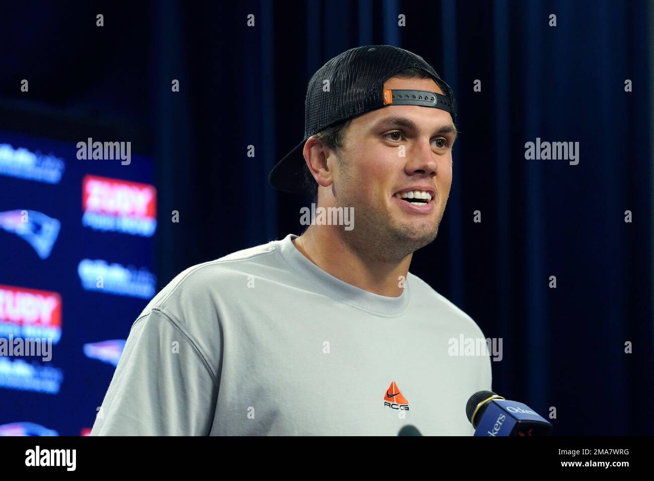 New England Patriots tight end Hunter Henry speaks to reporters ...