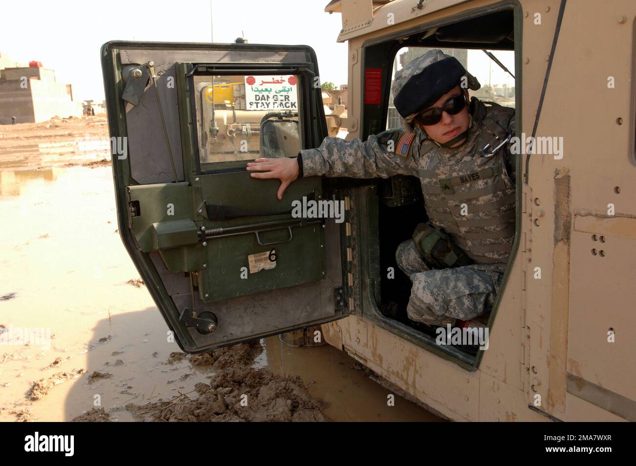 060204-A-6365W-033. Subject Operation/Series: IRAQI FREEDOM Base ...