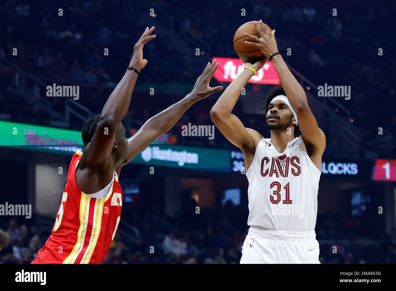 Cleveland Cavaliers center Jarrett Allen (31) shoots against Atlanta ...