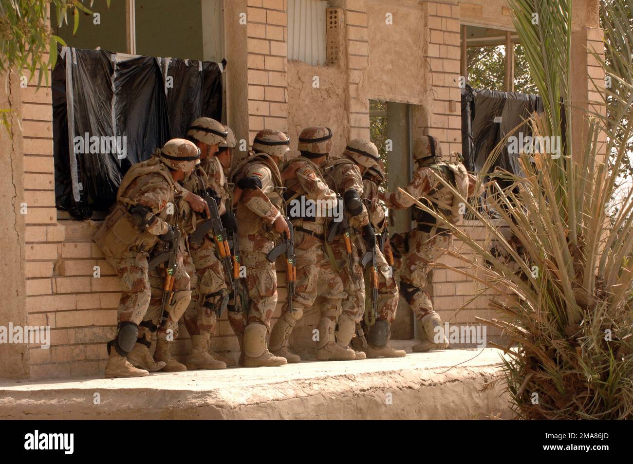 Iraqi commandos hi-res stock photography and images - Alamy