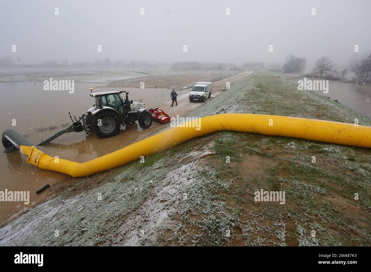 Due to the high water level of the Korana River, which has reached 752 ...