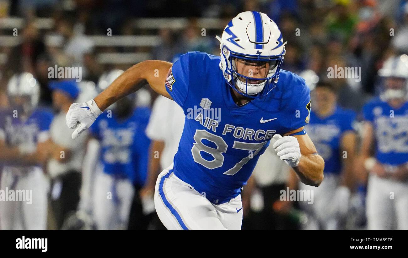 Air Force Falcons wide receiver Brandon Engel (87) during an NCAA ...