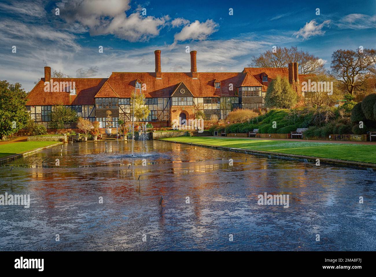 Wisteria at wisley hi-res stock photography and images - Alamy