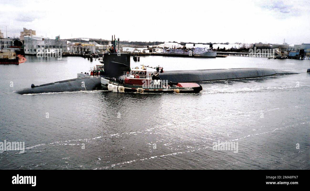 Uss florida ssgn 728 hi-res stock photography and images - Alamy