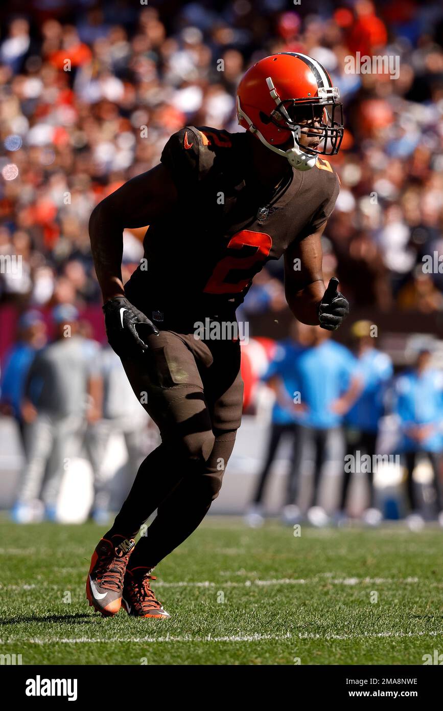 Cleveland Browns wide receiver Amari Cooper (2) runs up the field ...
