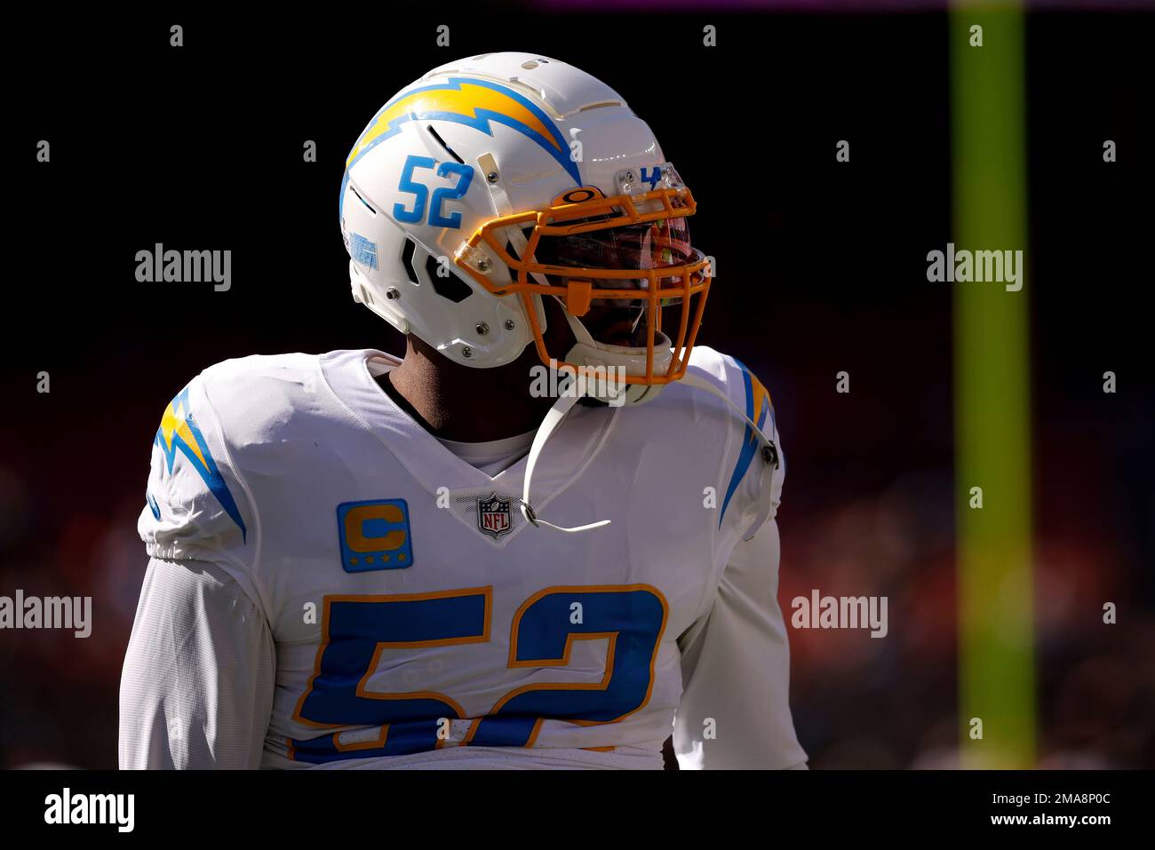 Los Angeles Chargers linebacker Khalil Mack (52) warms up prior to the ...