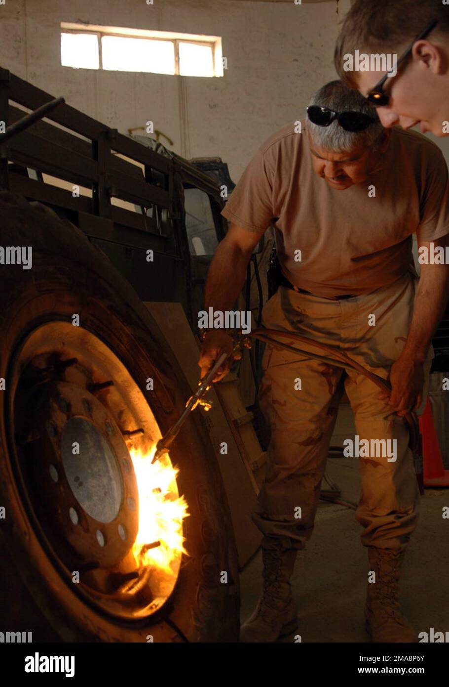 060405-A-1211S-010. Subject Operation/Series: IRAQI FREEDOM Base: Cob ...